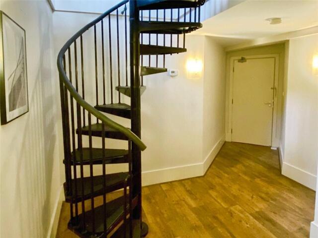 For Sale 2 Bedroom Shared Living/roommate Dewsbury Kirklees DS100786691