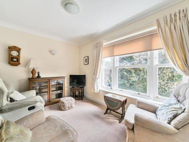 For Sale 2 Bedroom Shared Living/roommate Dorchester Dorset DLS98800969