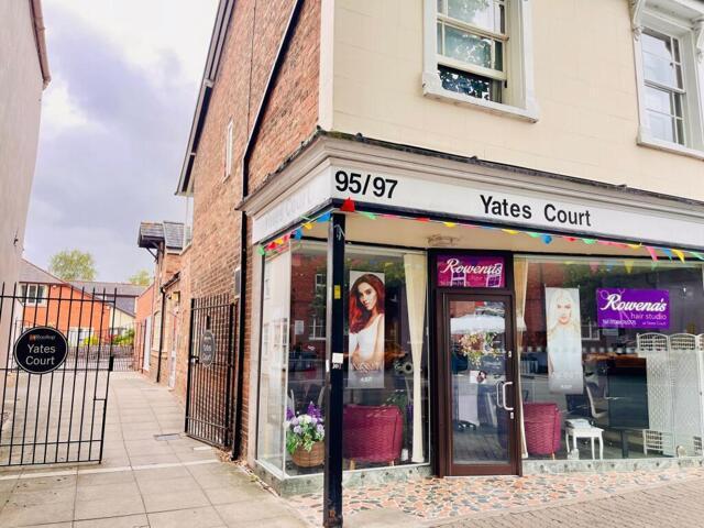 For Sale 2 Bedroom Shared Living/roommate Evesham Worcestershire DLS98648865