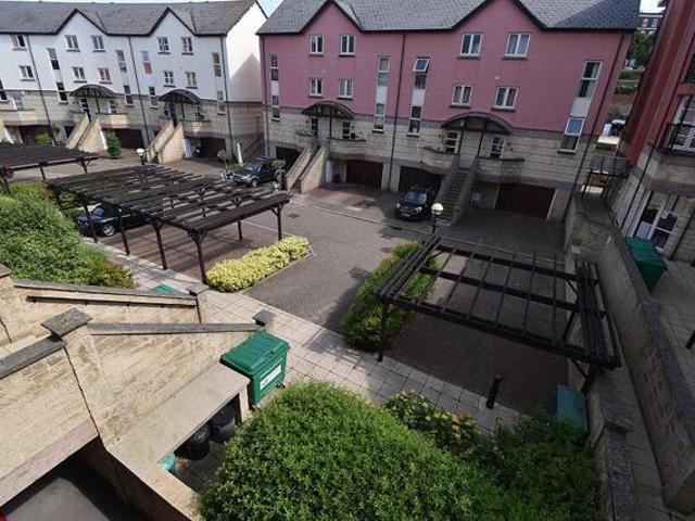 For Sale 2 Bedroom Shared Living/roommate Exeter Devon DLS101678320