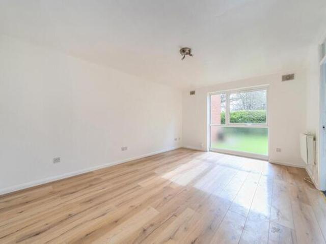 For Sale 2 Bedroom Shared Living/roommate Ealing Great London DLS101168538
