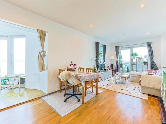 For Sale 2 Bedroom Shared Living/roommate Ealing Greater London DLS98765856