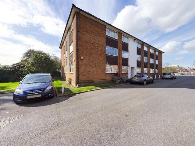 For Sale 2 Bedroom Shared Living/roommate Ealing Greater London DLS99926363