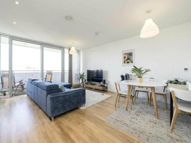 For Sale 2 Bedroom Shared Living/roommate Ealing Greater London DLS101677030