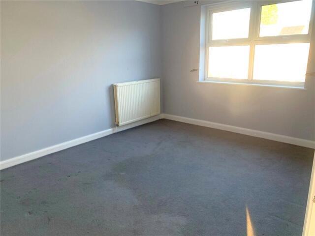 For Sale 2 Bedroom Shared Living/roommate East Grinstead West Sussex DLS99571735
