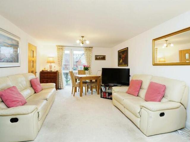For Sale 2 Bedroom Shared Living/roommate East Sussex East Sussex DS99523470