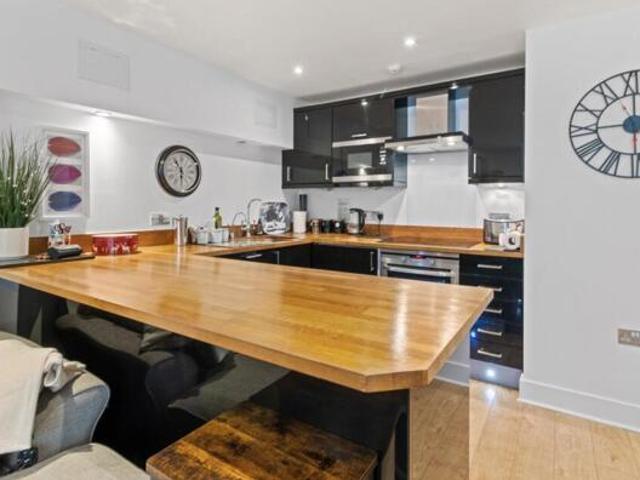 For Sale 2 Bedroom Shared Living/roommate Eastbourne East Sussex DLS101856056