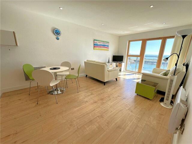 For Sale 2 Bedroom Shared Living/roommate Eastbourne East Sussex DS99277849