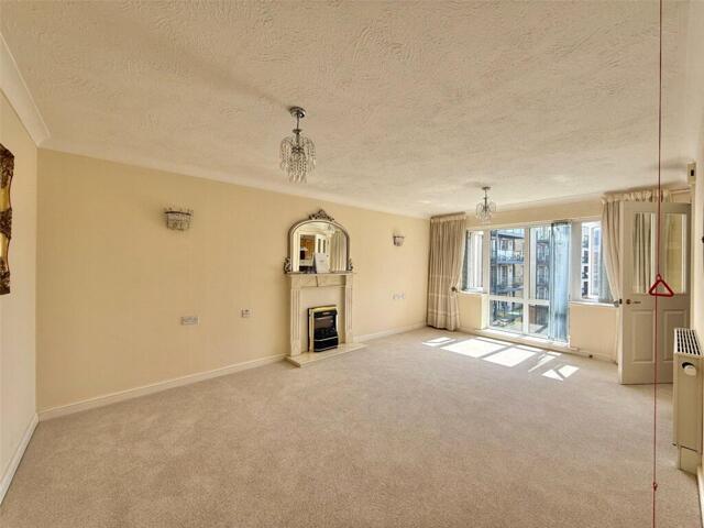 For Sale 2 Bedroom Shared Living/roommate Eastbourne East Sussex DS101199740