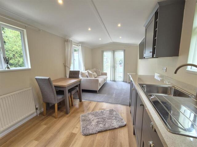 For Sale 2 Bedroom Shared Living/roommate Ellistown Ellistown DS98262897