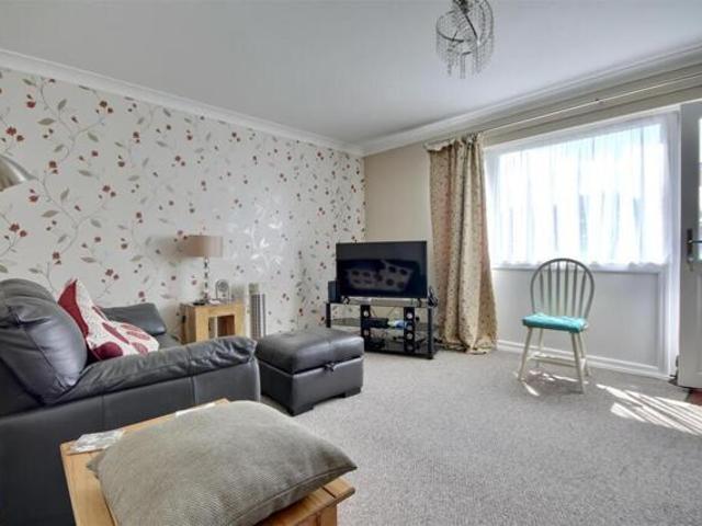 For Sale 2 Bedroom Shared Living/roommate Fareham Hampshire DS98649045