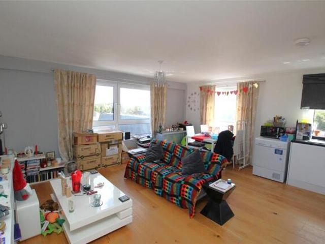 For Sale 2 Bedroom Shared Living/roommate Fareham Hampshire DS99290479