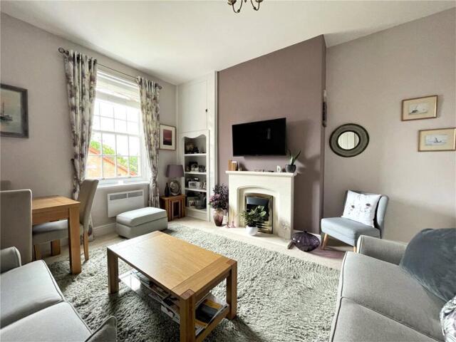 For Sale 2 Bedroom Shared Living/roommate Fordingbridge Hampshire DS101675680