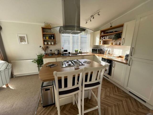 For Sale 2 Bedroom Shared Living/roommate Guilsfield Guilsfield DLS101200213