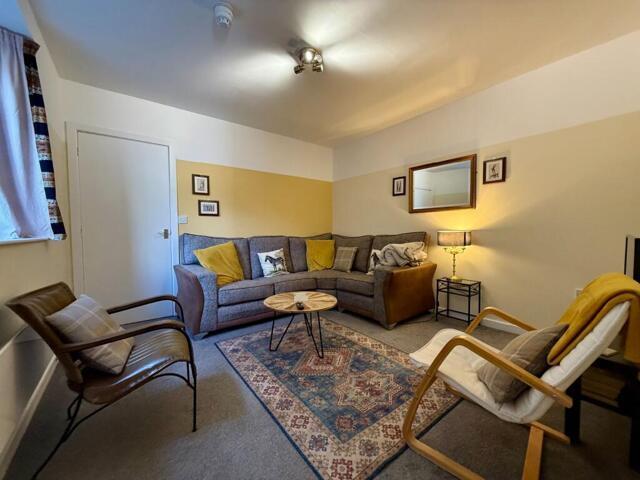 For Sale 2 Bedroom Shared Living/roommate Gwynedd Gwynedd DS98504079