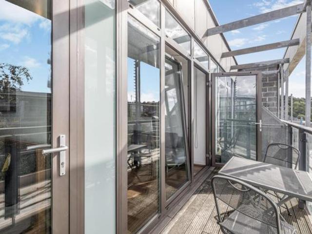 For Sale 2 Bedroom Shared Living/roommate Greenwich Greater London DS100648688