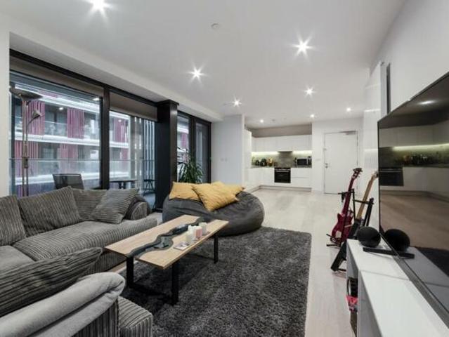 For Sale 2 Bedroom Shared Living/roommate Greenwich Greater London DS101199709
