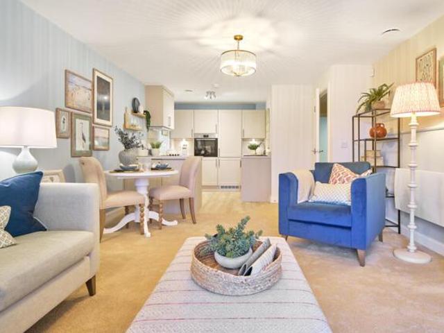 For Sale 2 Bedroom Shared Living/roommate Hampshire Hampshire DLS101674732