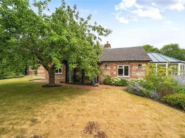 For Sale 2 Bedroom Shared Living/roommate Hampshire Hampshire DS100058219