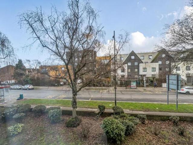 For Sale 2 Bedroom Shared Living/roommate Harrow Greater London DS99029613