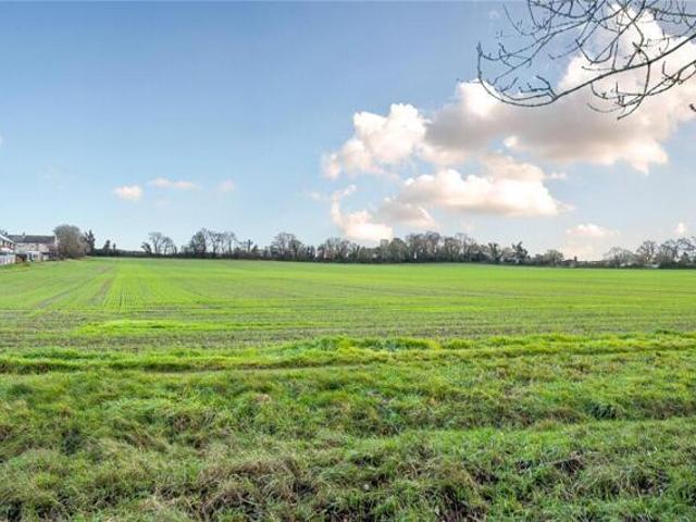 For Sale 2 Bedroom Shared Living/roommate Hartley Wintney Hampshire DLS100786753