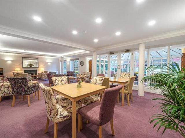 For Sale 2 Bedroom Shared Living/roommate Hartley Wintney Hampshire DLS99571856