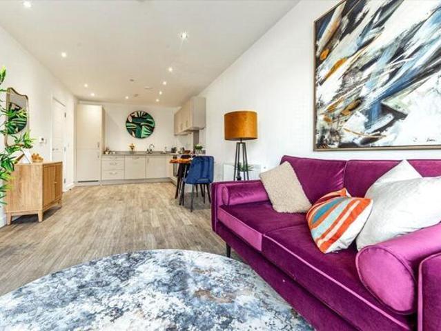 For Sale 2 Bedroom Shared Living/roommate Hatfield Hertfordshire DLS101231664