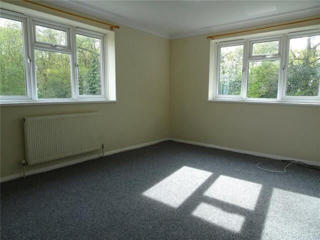 For Sale 2 Bedroom Shared Living/roommate Hayes Greater London DS101676777