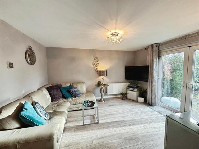 For Sale 2 Bedroom Shared Living/roommate Hemel Hempstead Hertfordshire DLS98930335