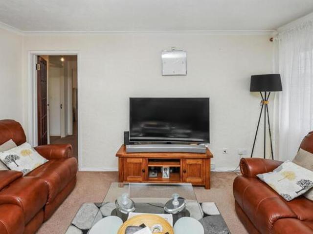 For Sale 2 Bedroom Shared Living/roommate Hemel Hempstead Hertfordshire DS98687885