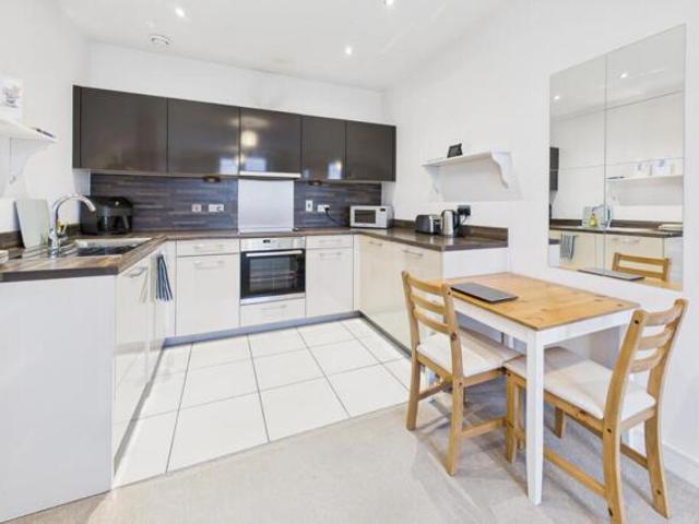 For Sale 2 Bedroom Shared Living/roommate Hemel Hempstead Hertfordshire DS99290326