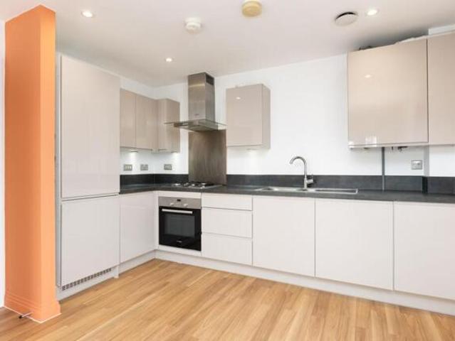 For Sale 2 Bedroom Shared Living/roommate Hitchin Hertfordshire DLS100058067