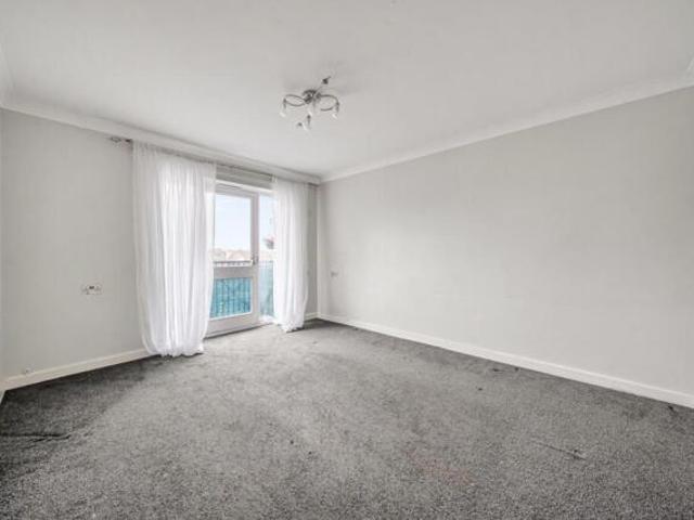 For Sale 2 Bedroom Shared Living/roommate Hounslow Great London DS100316967