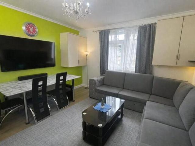 For Sale 2 Bedroom Shared Living/roommate Hounslow Greater London DS98930322