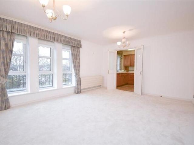 For Sale 2 Bedroom Shared Living/roommate Hoylake Merseyside DS99641761