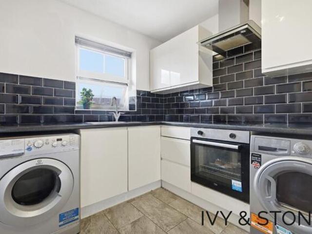 For Sale 2 Bedroom Shared Living/roommate Ilford Greater London DLS99571989