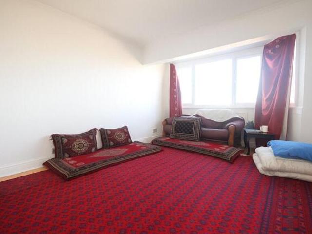 For Sale 2 Bedroom Shared Living/roommate Isleworth Greater London DLS101892291