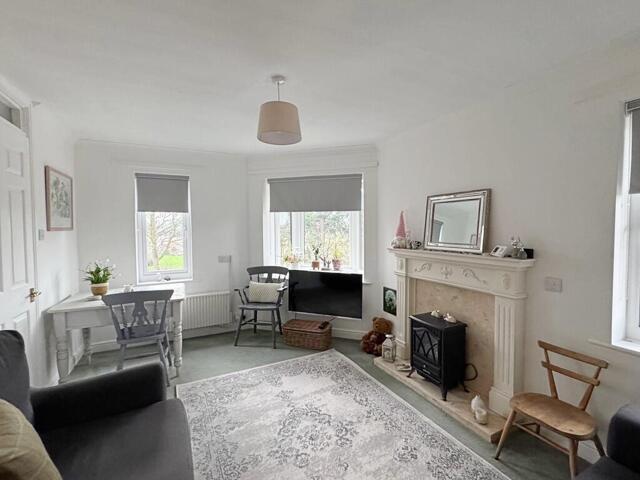 For Sale 2 Bedroom Shared Living/roommate Kenilworth Warwickshire DLS99986175