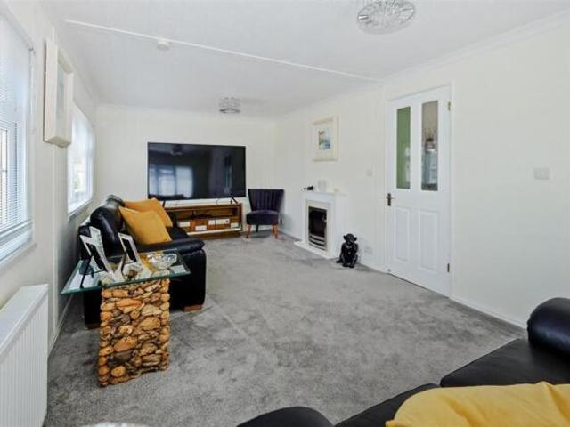 For Sale 2 Bedroom Shared Living/roommate Kent Kent DS101676442