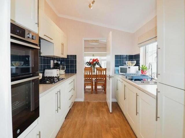 For Sale 2 Bedroom Shared Living/roommate Kent Kent DS98718610