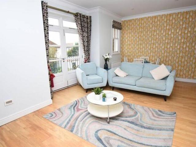 For Sale 2 Bedroom Shared Living/roommate Kent Kent DS99029521