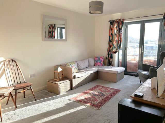 For Sale 2 Bedroom Shared Living/roommate Kidderminster Worcestershire DS99277753