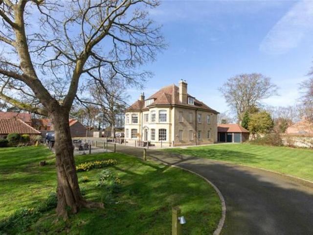 For Sale 2 Bedroom Shared Living/roommate King's Lynn Norfolk DLS101200184
