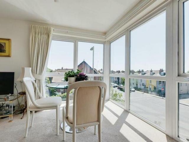 For Sale 2 Bedroom Shared Living/roommate Lymington Hampshire DLS99237280