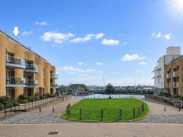 For Sale 2 Bedroom Shared Living/roommate Lymington Hampshire DLS99290109
