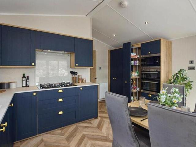 For Sale 2 Bedroom Shared Living/roommate Lancs Lancashire DLS99735867