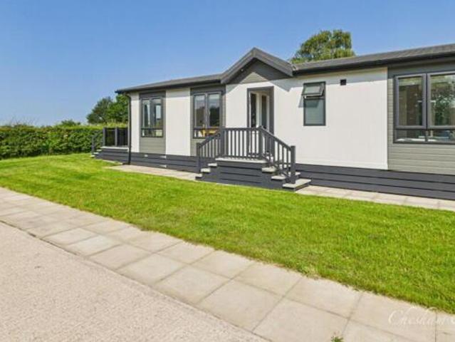 For Sale 2 Bedroom Shared Living/roommate Lancs Lancashire DS101678314