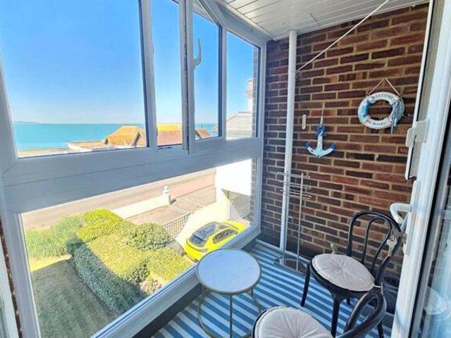 For Sale 2 Bedroom Shared Living/roommate Lee On Solent Hampshire DS100615276