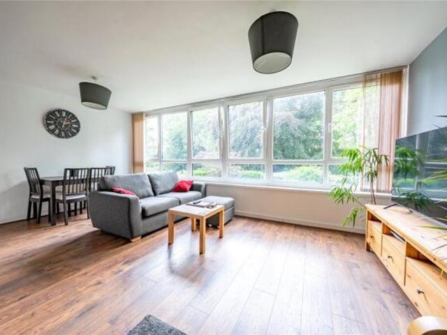 For Sale 2 Bedroom Shared Living/roommate Leeds West Yorkshire DS100540606