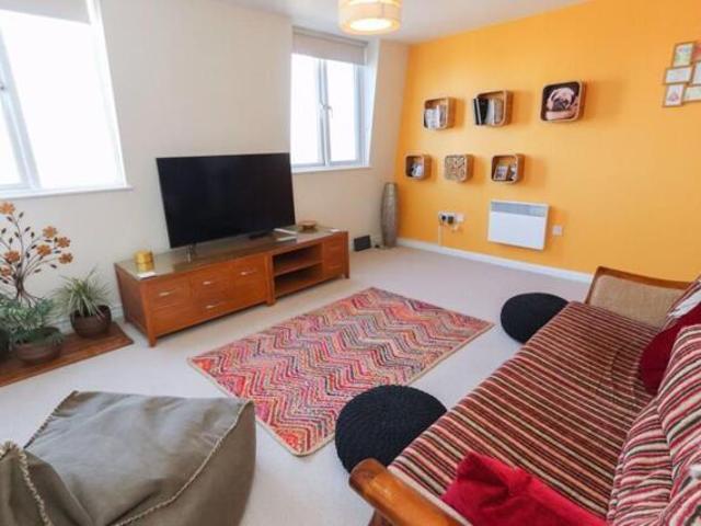 For Sale 2 Bedroom Shared Living/roommate Leighton Buzzard Central Bedfordshire DLS98687404